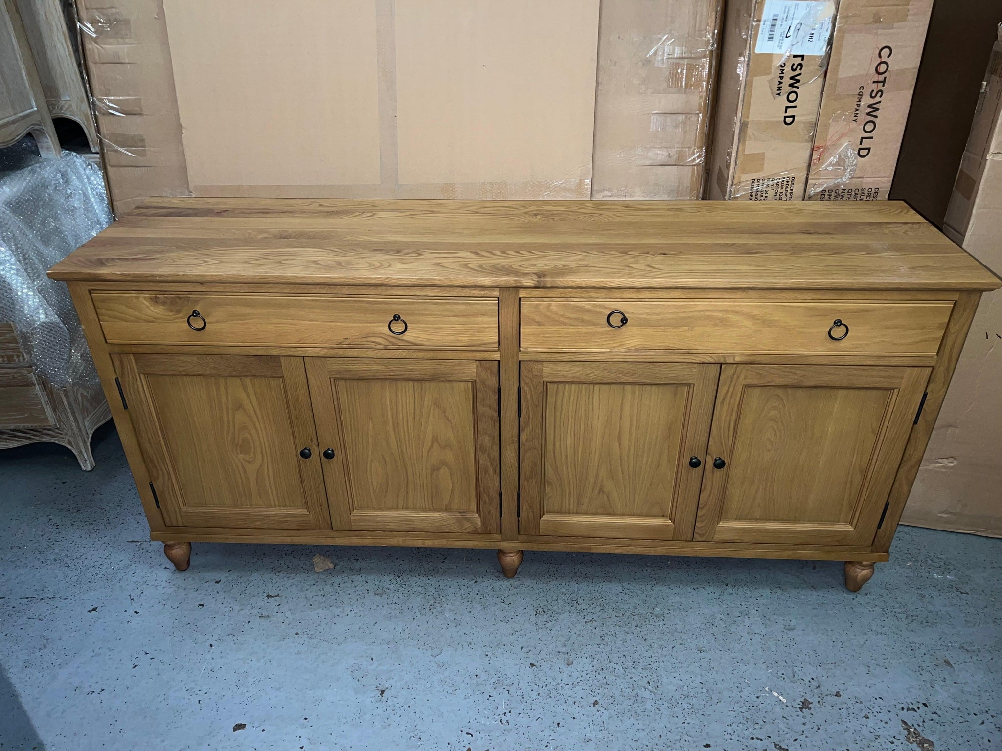Elkstone Mellow Oak Extra Large Sideboard – Quality Furniture Clearance Ltd