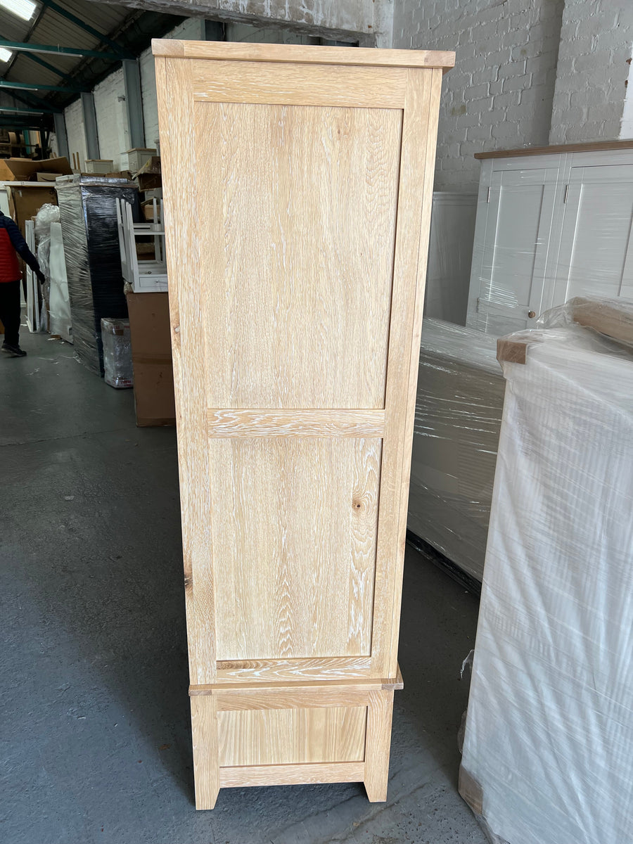 INGLESHAM WHITEWASH OAK Double Wardrobe – Quality Furniture Clearance Ltd