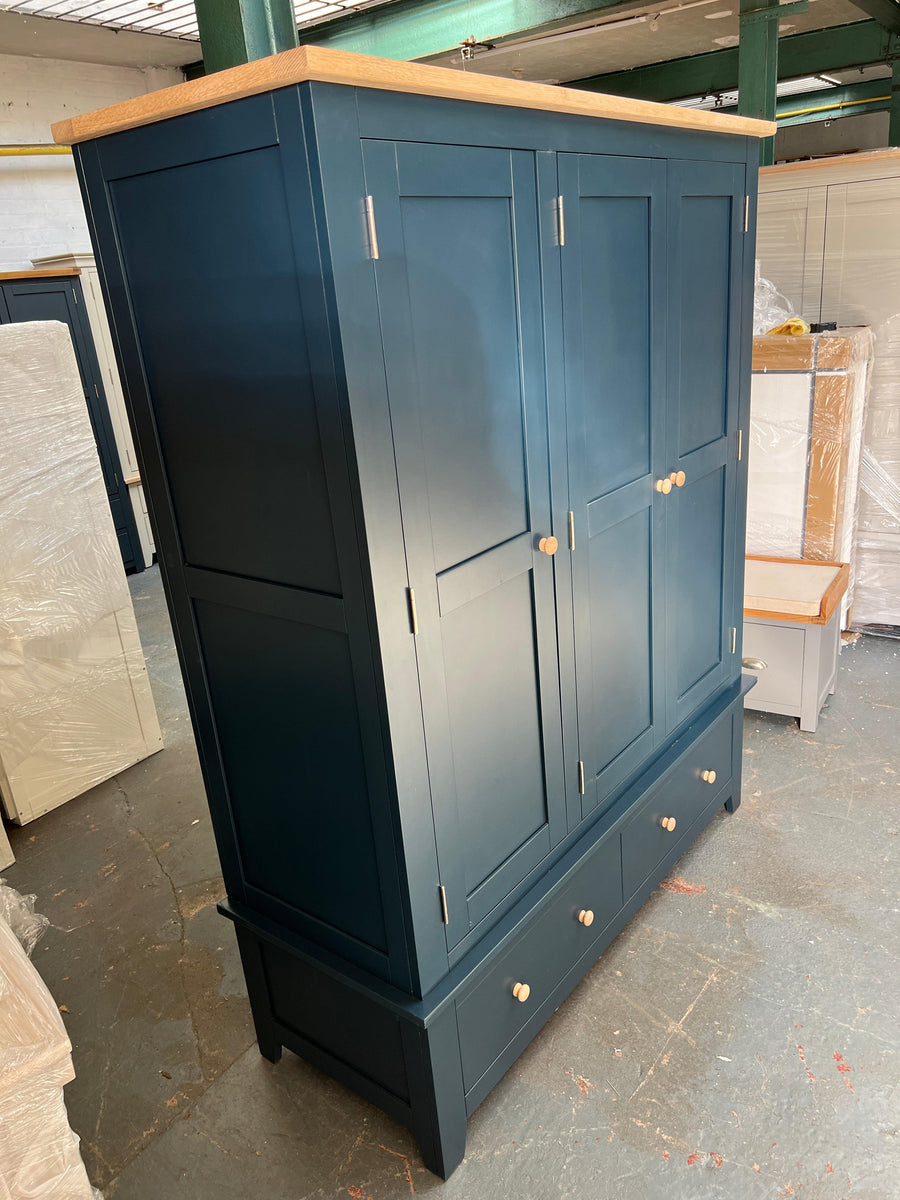 Chester Midnight Blue Triple Wardrobe – Quality Furniture Clearance Ltd