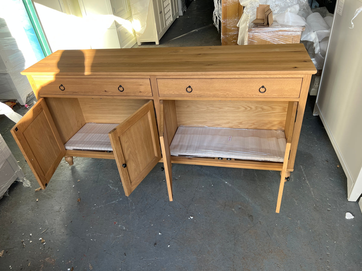 Elkstone Mellow Oak Extra Large Sideboard – Quality Furniture Clearance Ltd